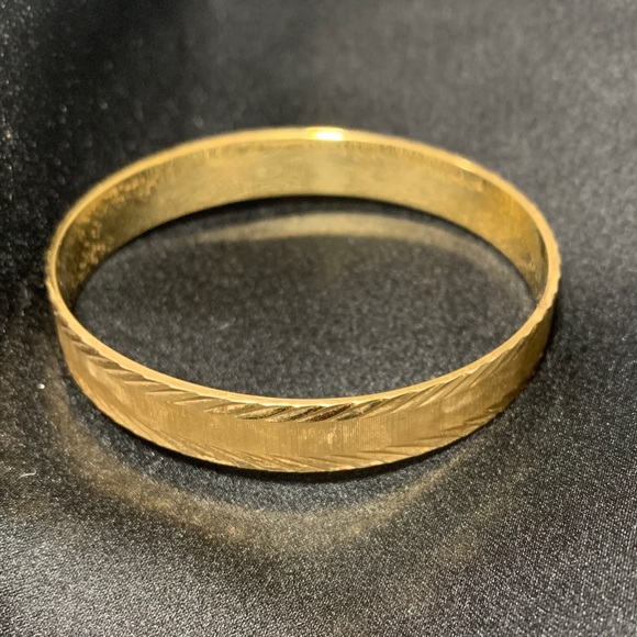 Monet | Jewelry | Vintage Monet Etched Gold Bangle | Poshmark